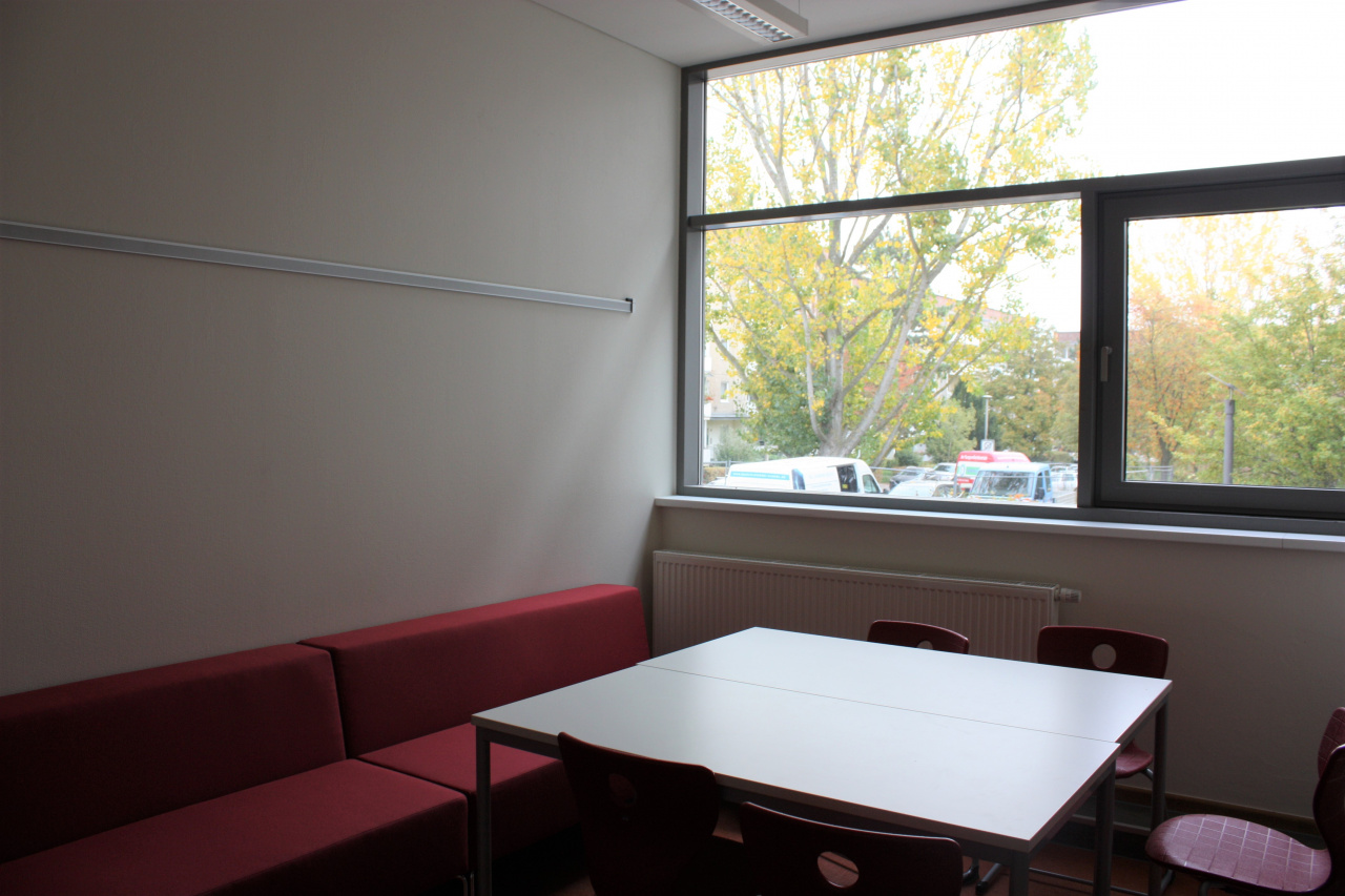 Das moderne Schulgebäude | Humboldt-Gymnasium Weimar